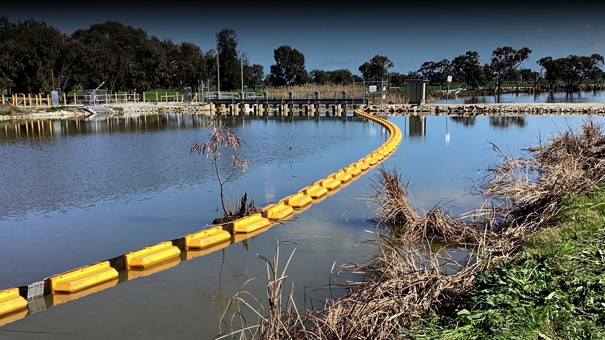 Floating Containment Booms | Trade Enviro